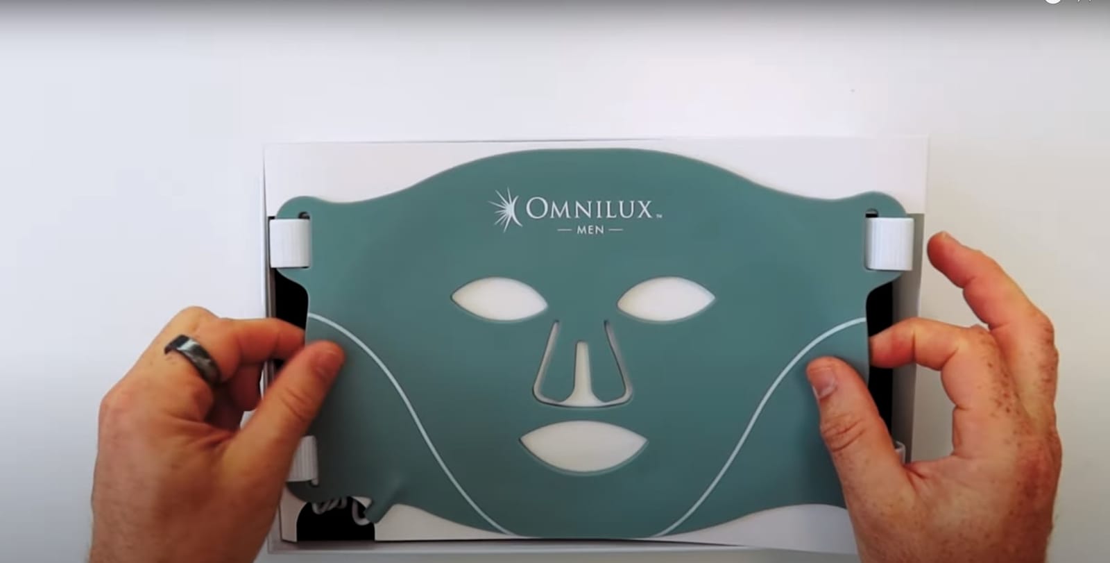 I Tried The Omnilux Mask For 5 Weeks: Surprise? (+Review)